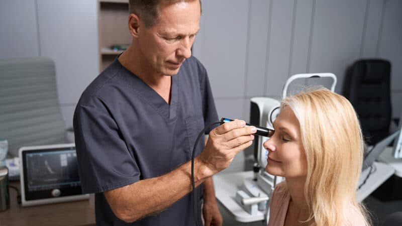 Training Eyes After Cataract Surgery: 3 Techniques | OVO Eye
